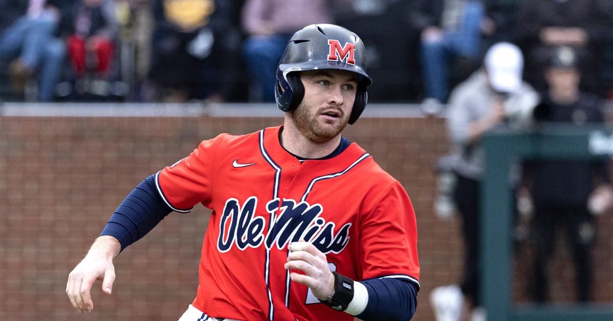 Calvin Harris named SEC Co-Player of the Week after mashing four home ...
