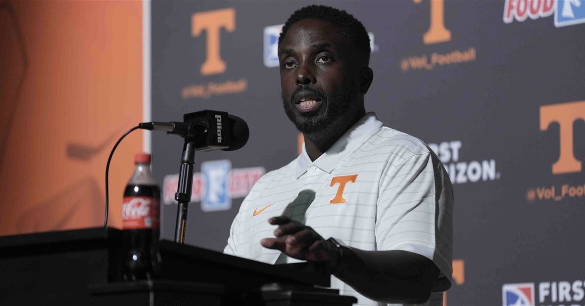 What Tim Banks said about Tennessee football's defense heading into ...