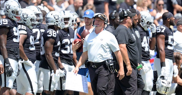 Jon Gruden calculated with praise of Chris Warren after big game