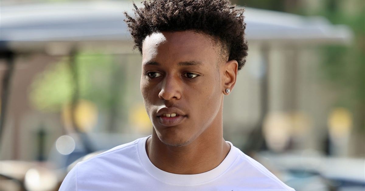 Standout Slot Receiver Cam Wade Commits to Virginia Tech Over Florida ...