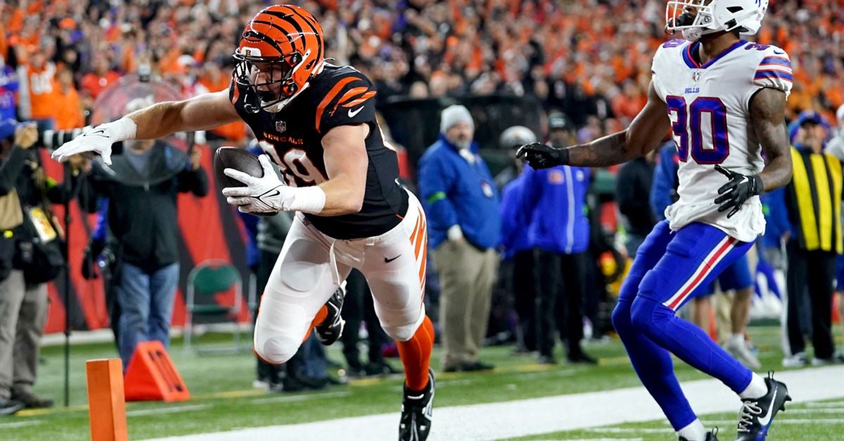 WATCH: Drew Sample Score Key Touchdown In Cincinnati's Win Over Buffalo ...