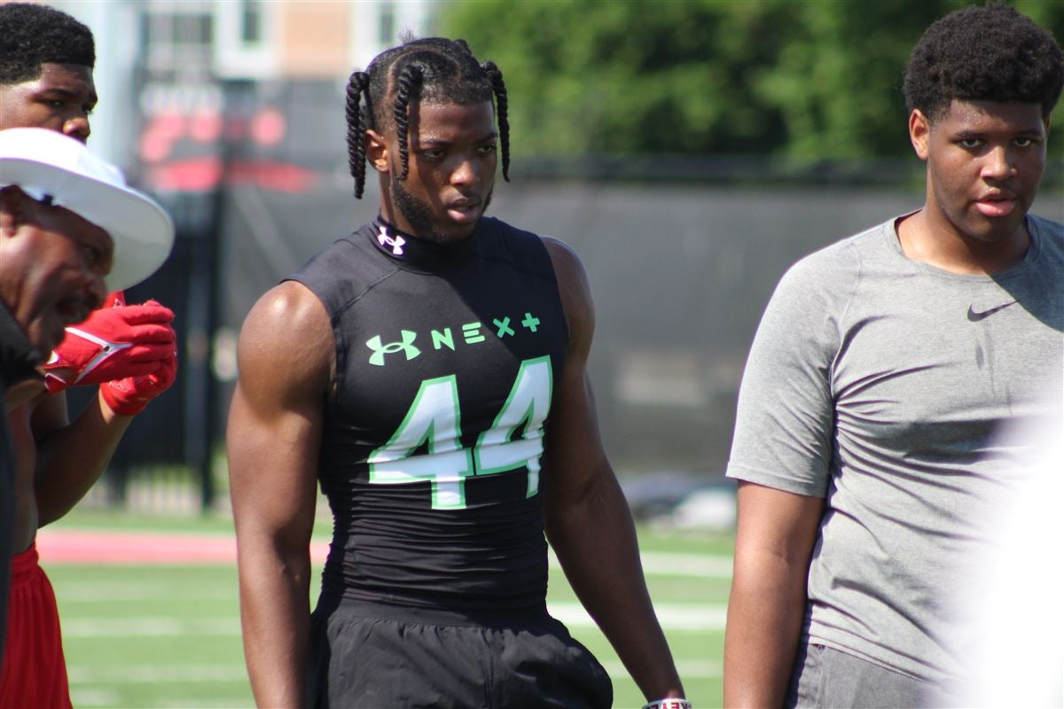 Official visit change for DE Jalen Thompson
