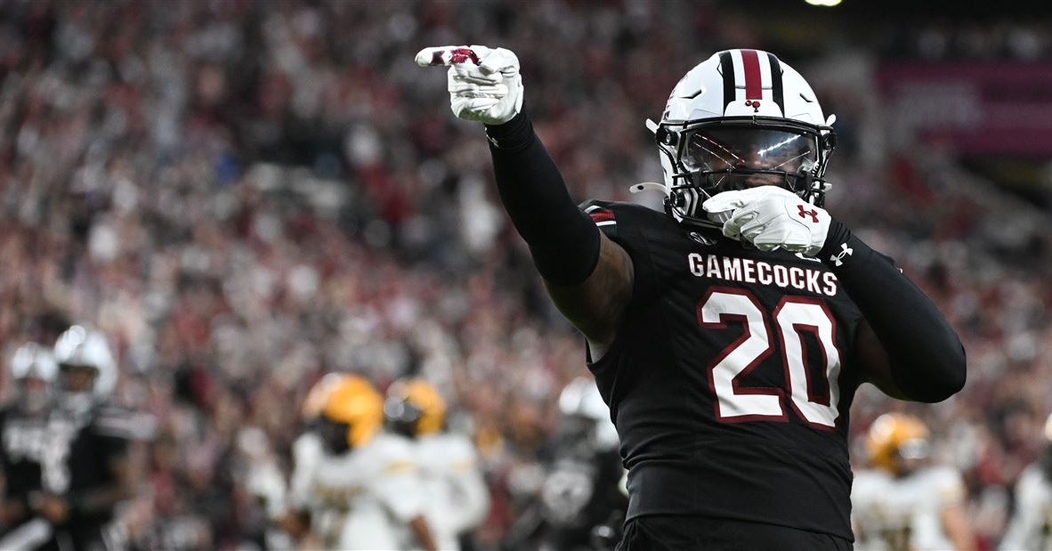 Michael Smith signs deal with Garnet Trust