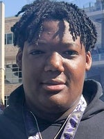 Adarius Hines, Hendrickson, Offensive Tackle
