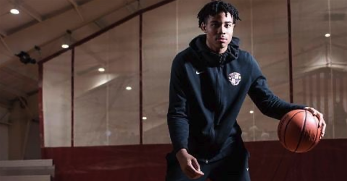 Texas A&M makes strong early impression with SF Perry Smith