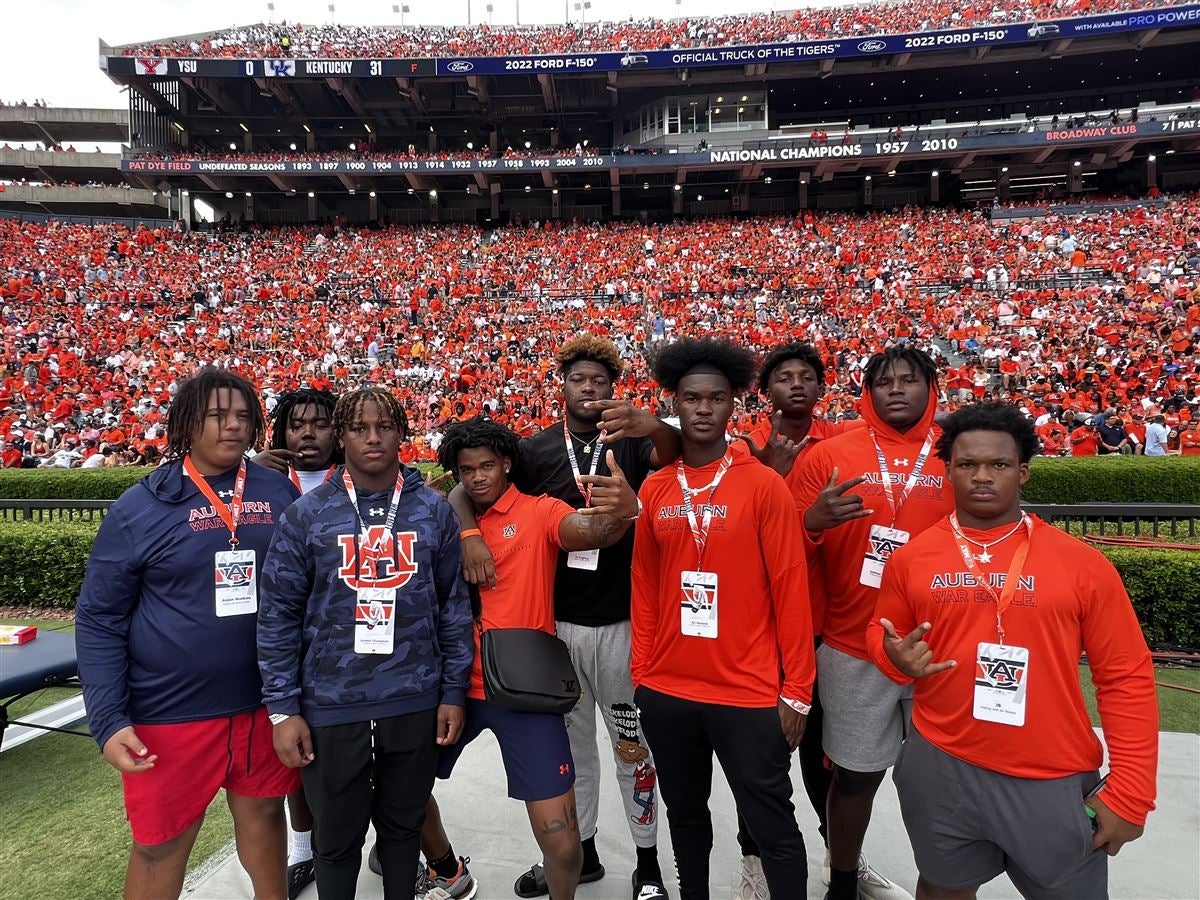 Love brings whole Langston Hughes crew with him for OV: 'I take ...