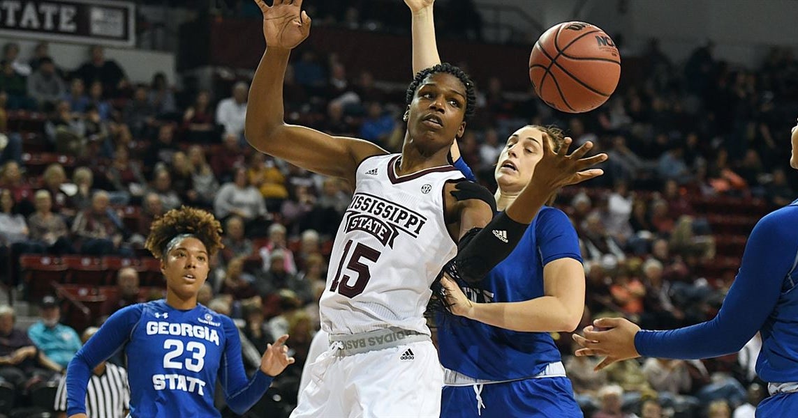 Teaira McCowan Shines as No. 6 Bulldogs Roll Lafayette 94-37