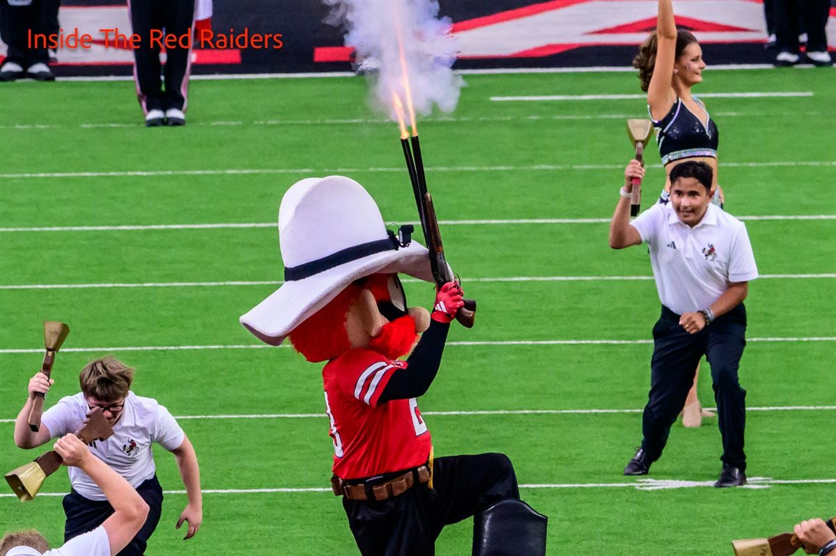 Photo Gallery: Red Raiders Dominate The Beavers 45-14