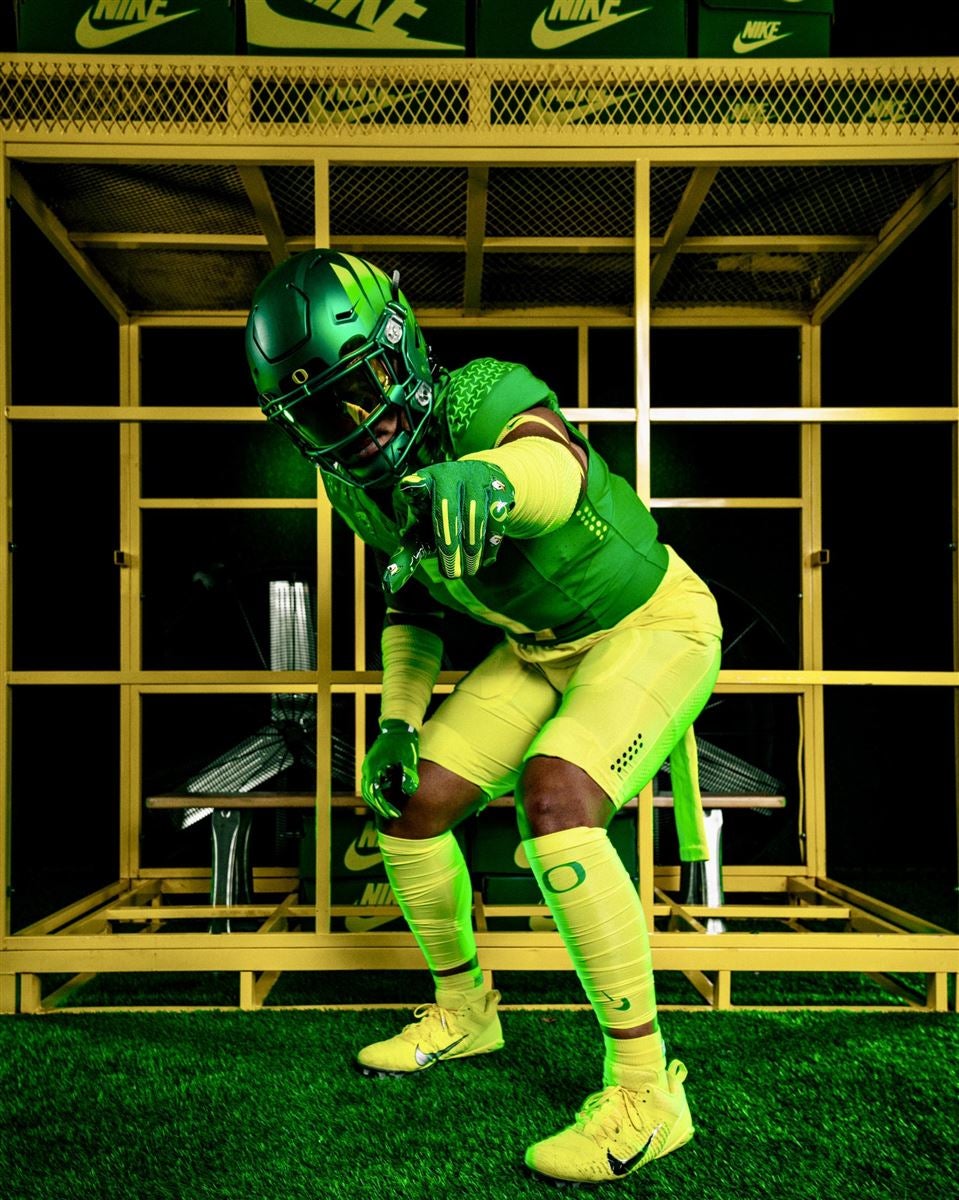 No. 13 Oregon announces uniforms for week five vs. Stanford