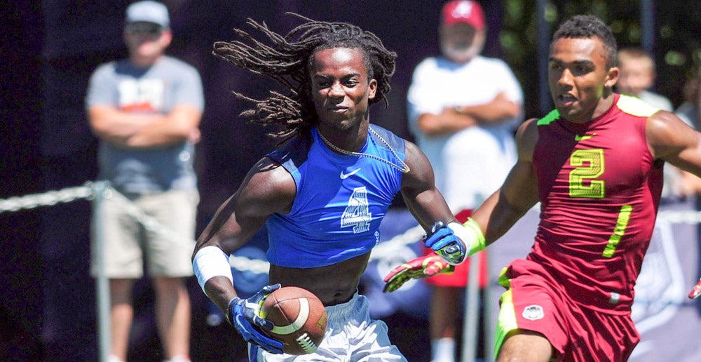 Watch: Donte Jackson Win 100-Meter Dash