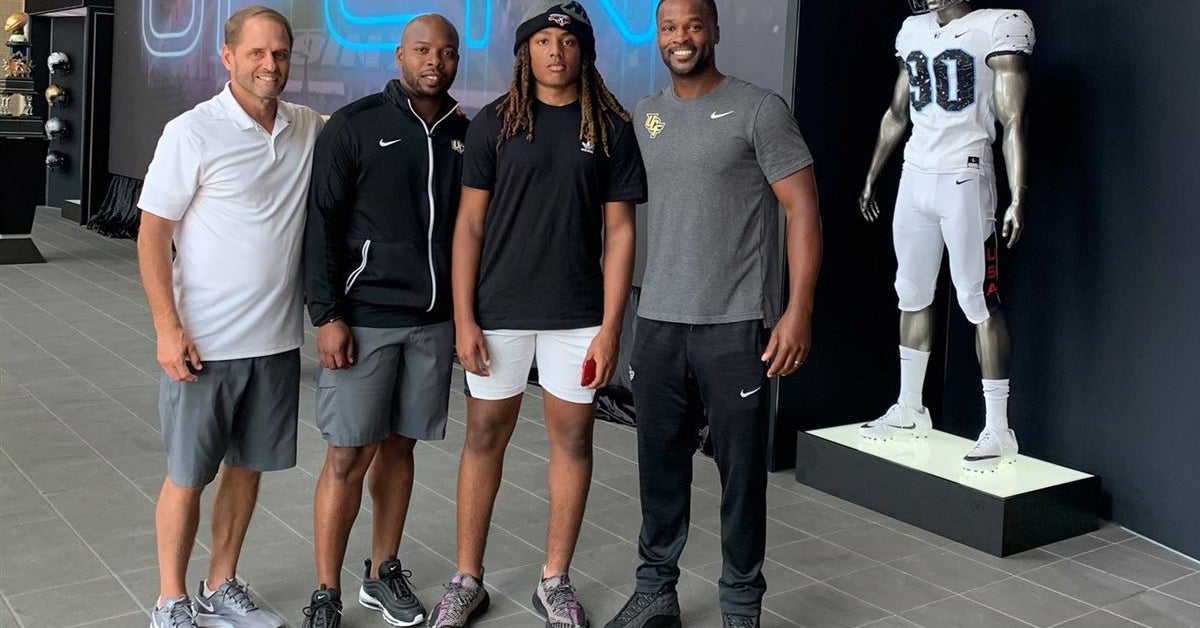 2024 safety CJ Heard picks up UCF offer following visit: 'It felt like ...