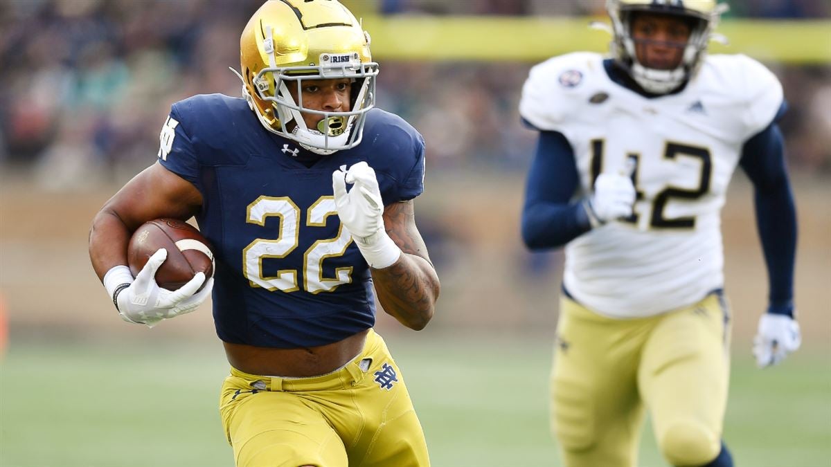 Drew Pyne finds Logan Diggs for the easy score, Notre Dame leads UNC 31-14