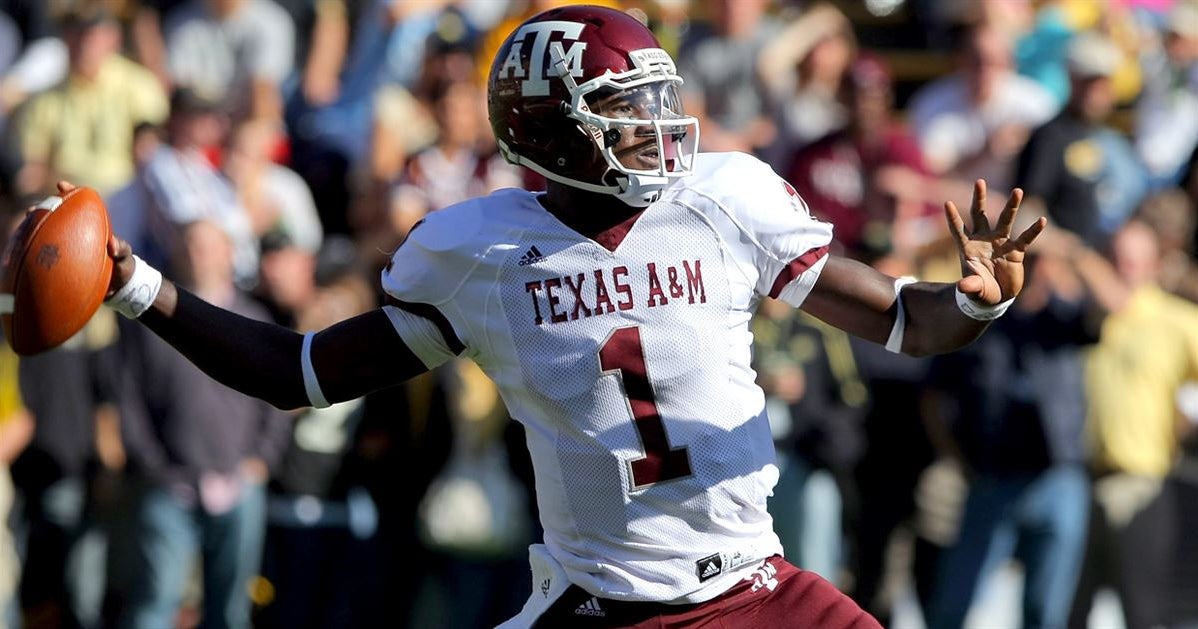 Former A&M QB Jerrod Johnson joins Colts coaching staff