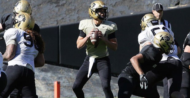 Lytle, Noyer forced to stay patient with QB competition on hold