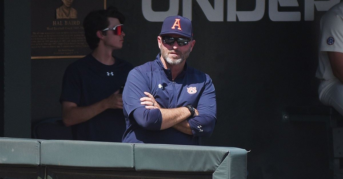 Thompson receives raise, extension after strong season for Auburn baseball