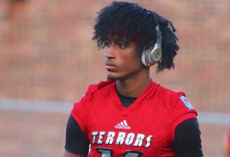 Louisville's recruiting pitch 'different' for QB TJ Lewis