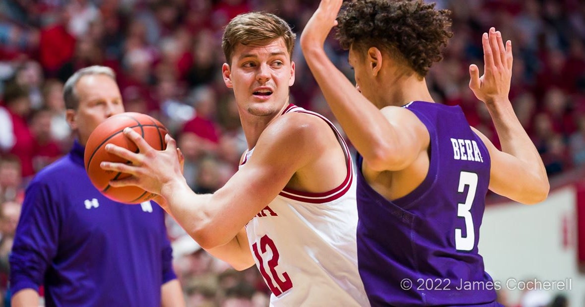 Indiana's funk continues as the Hoosiers fall behind by 17, lose at ...