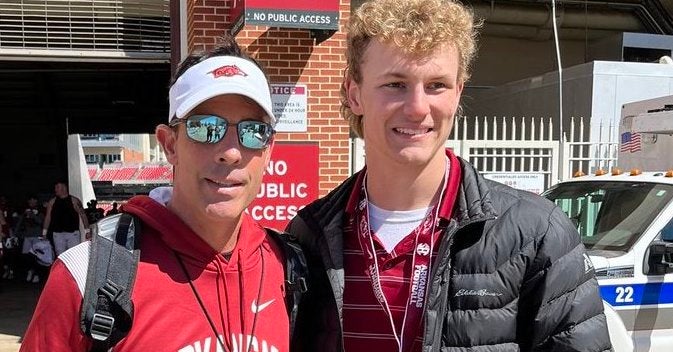 Grayson Wilson commits to Arkansas