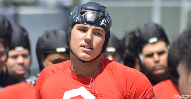 Four-Star DL Van Fillinger Hearing A Lot From UCLA