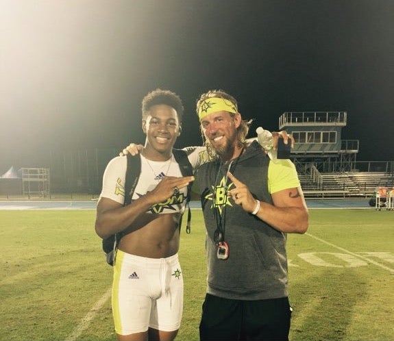 Illinois Recruits Praise NFL alum J.R. Niklos