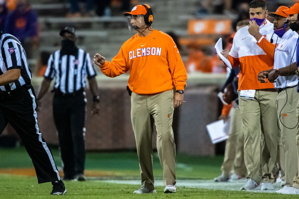 Swinney provides Tyler Davis, Justyn Ross, Xavier Thomas updates