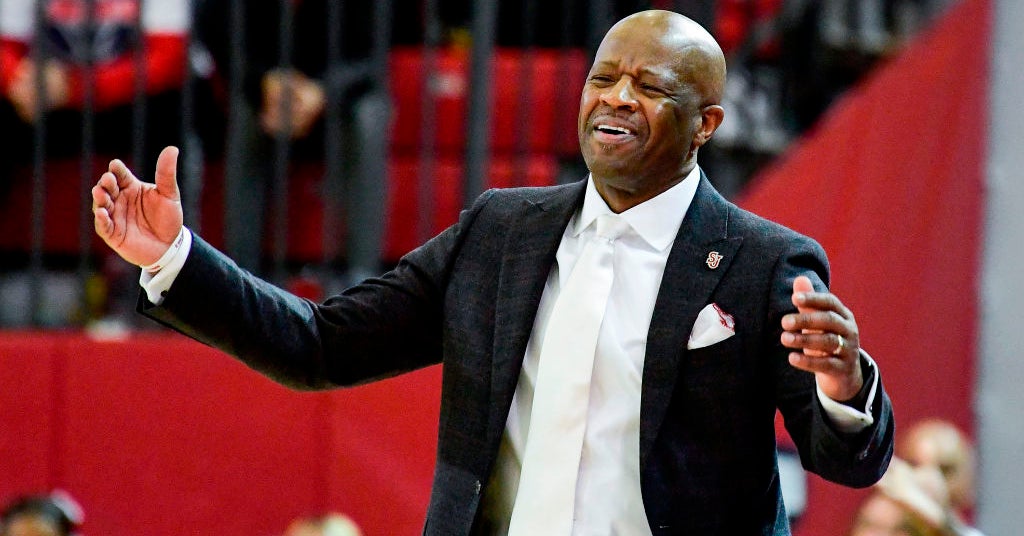 St. John's basketball parts ways with coach Mike Anderson after four ...
