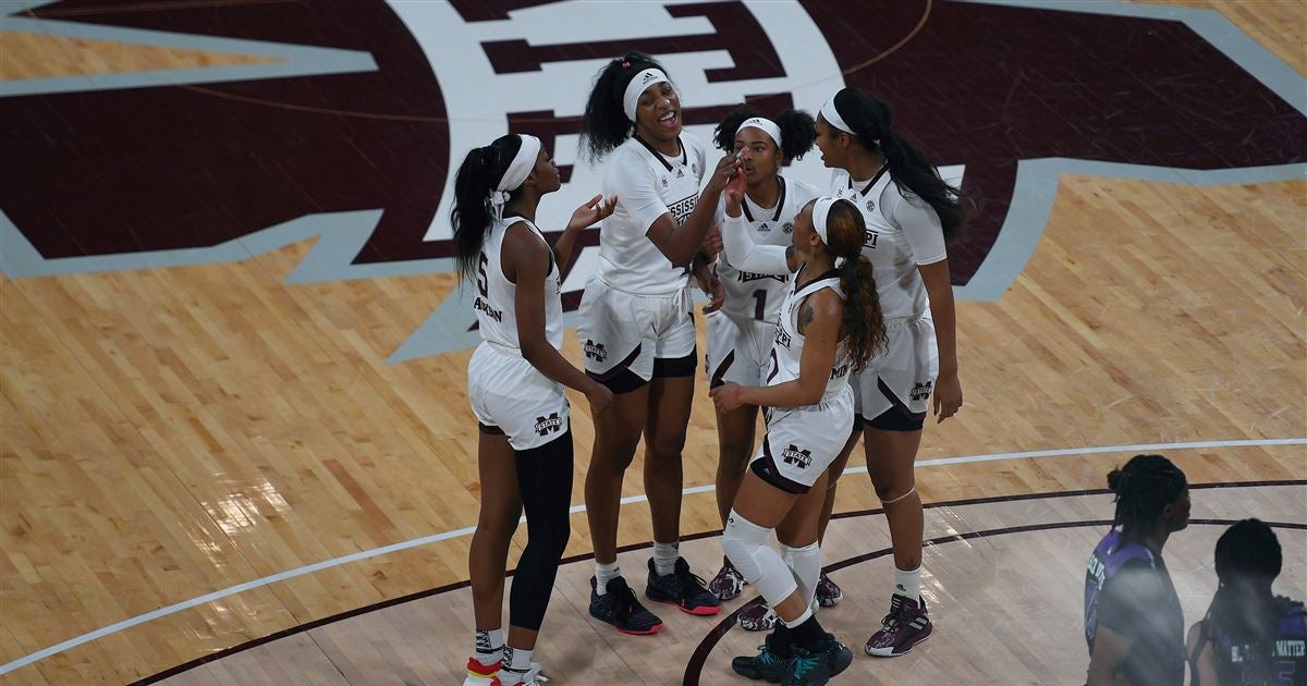 PHOTO GALLERY: No. 12 Ranked MSU Defeated Central Arkansas 72-49