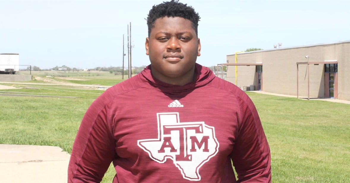 Nation's first 2020 commit Jordan Jefferson signs with A&M
