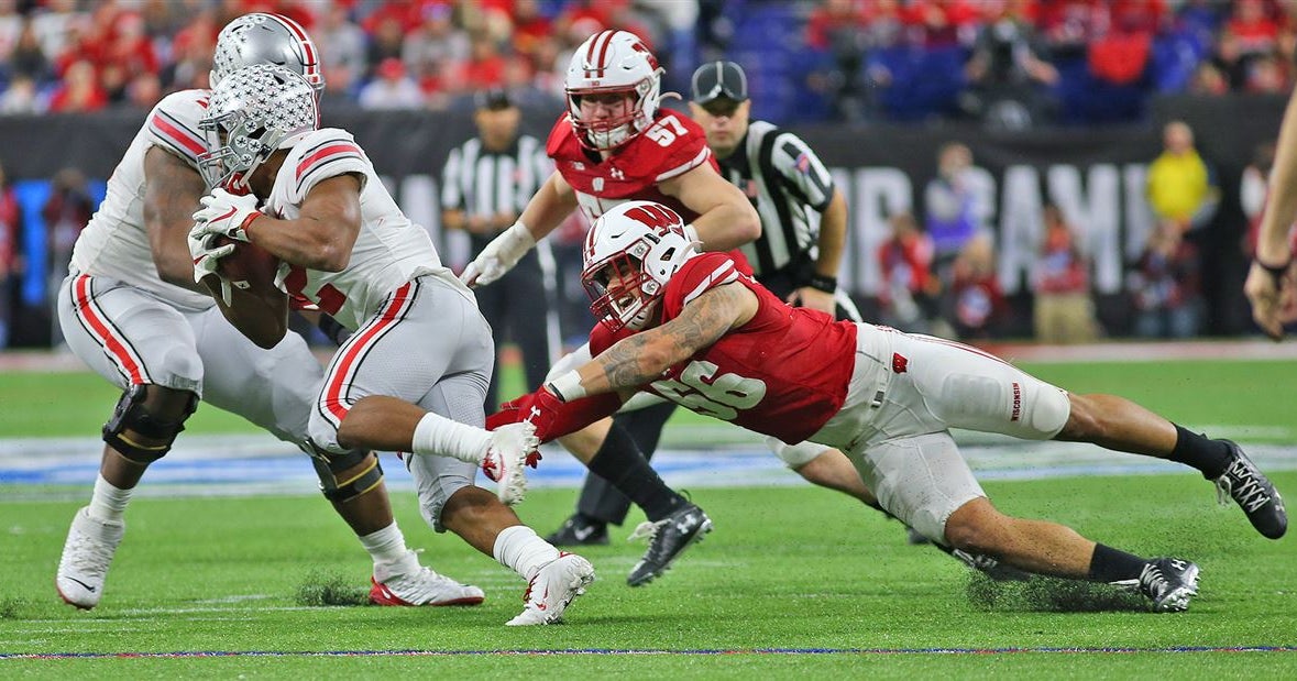 Jim Nagy says Baun should be 'immediate three-down starter'