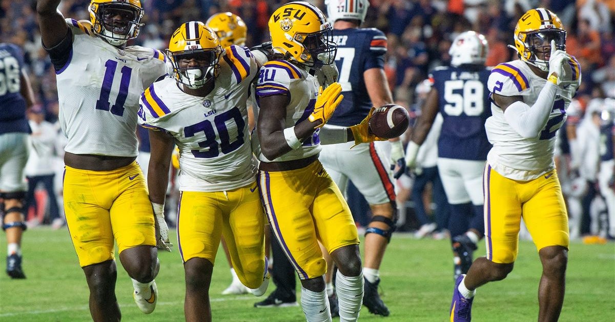Grading the performance of LSU's linebackers in the 2022 season