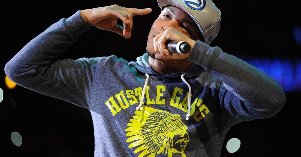 Hawks CEO Steve Koonin says "For Shizzle" in a video with T.I.