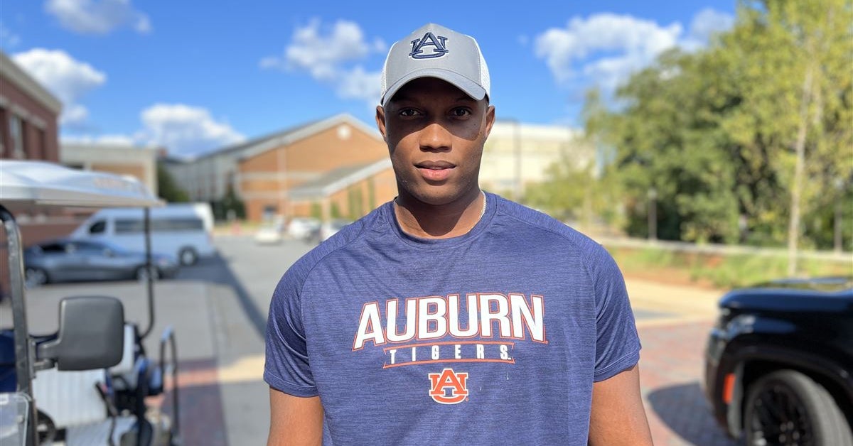 OT target Favour Edwin blown away by Auburn OV: 'It’s amazing; what ...