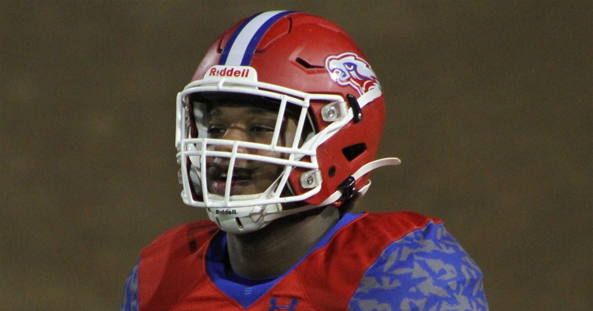 WATCH: 5-star defensive end Jordan Burch plays running back