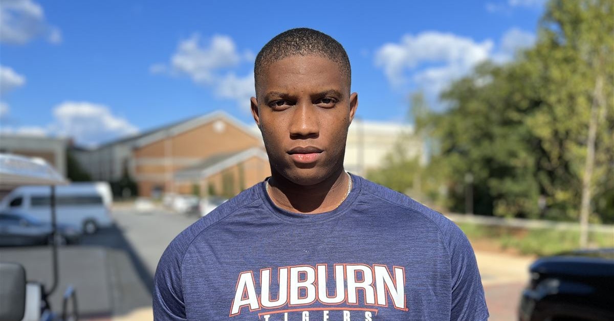 Auburn makes the final five for OT Favour Edwin