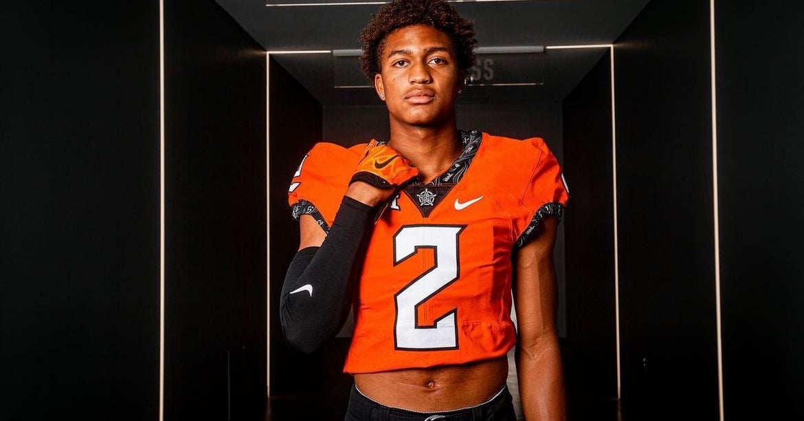 Oklahoma State receiver Tre Griffiths enters NCAA Transfer Portal