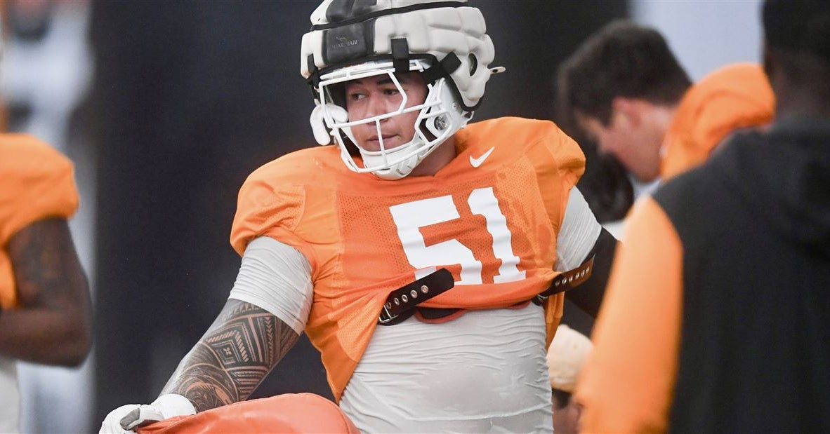 How Jaxson Moi became a transfer portal steal for Tennessee’s deep ...