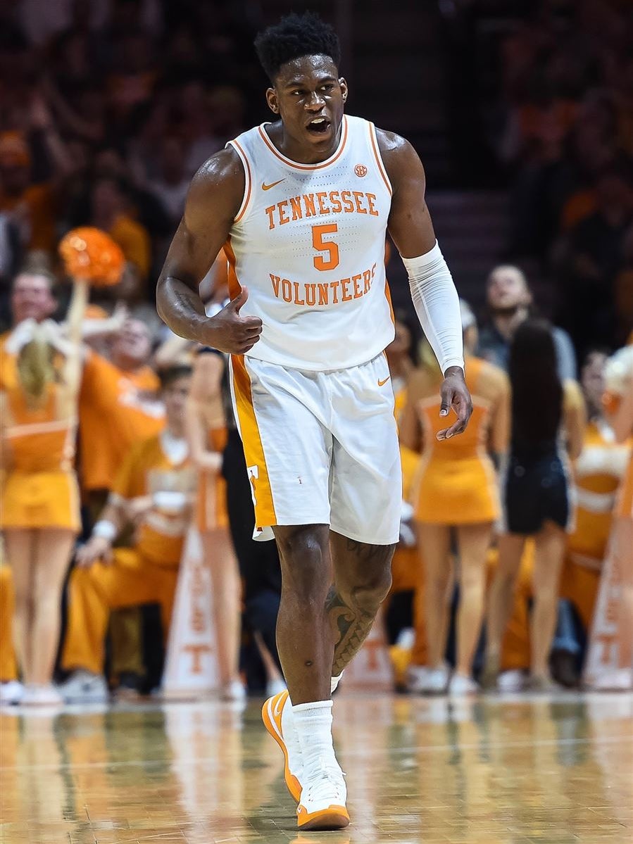 Rucker: Tennessee ready to embrace target as SEC favorite