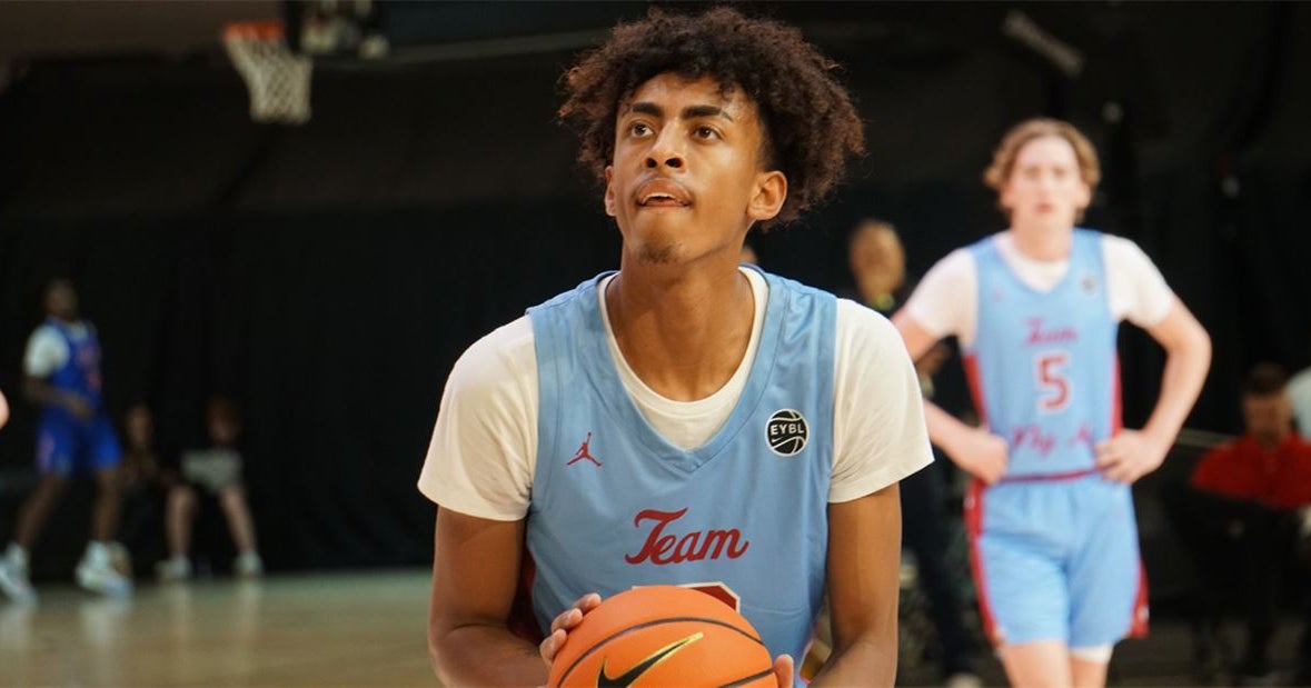 What is UCLA getting in four-star power forward Devin Williams?