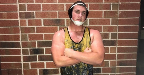 WATCH: 5-star OL Clay Webb wrestling match