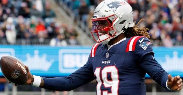 WATCH: Joe Milton III celebrates 1st career TD with backflip