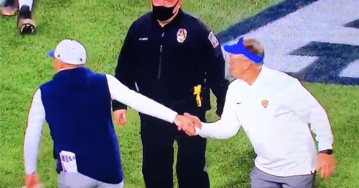 Pat Narduzzi, Geoff Collins have very awkward postgame handshake
