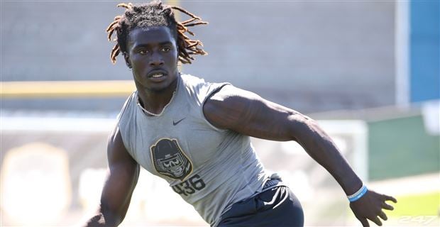 What a commitment from Dylan Moses would mean for Texas