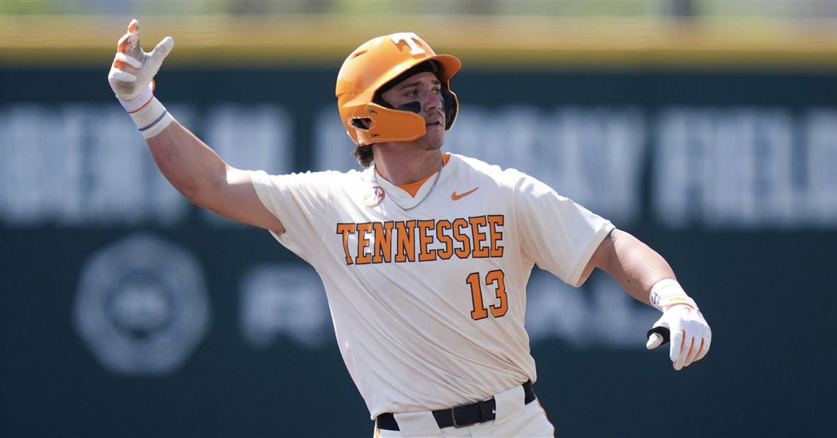 Injured Tennessee baseball outfielder Reese Chapman "full-go" for ...