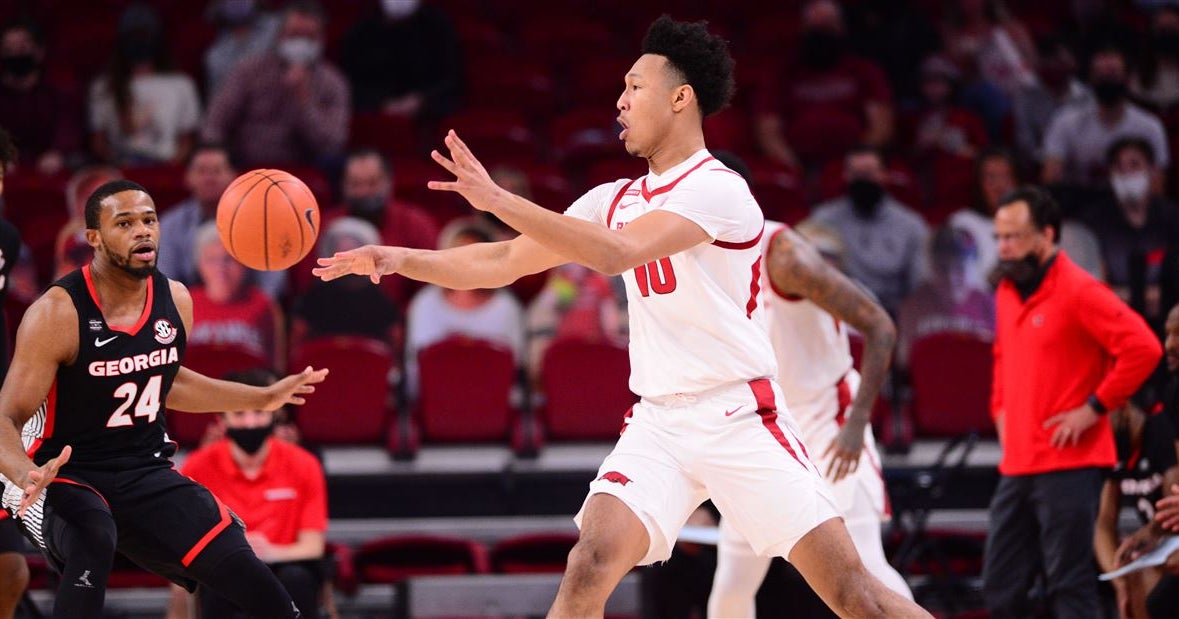 Rise of Williams, Davis allowing Hogs to maximize depth