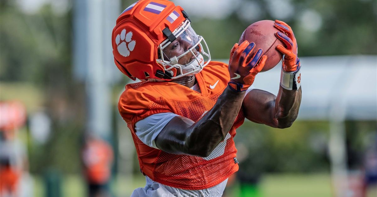Diving into Clemson football's offensive depth chart one week from kickoff