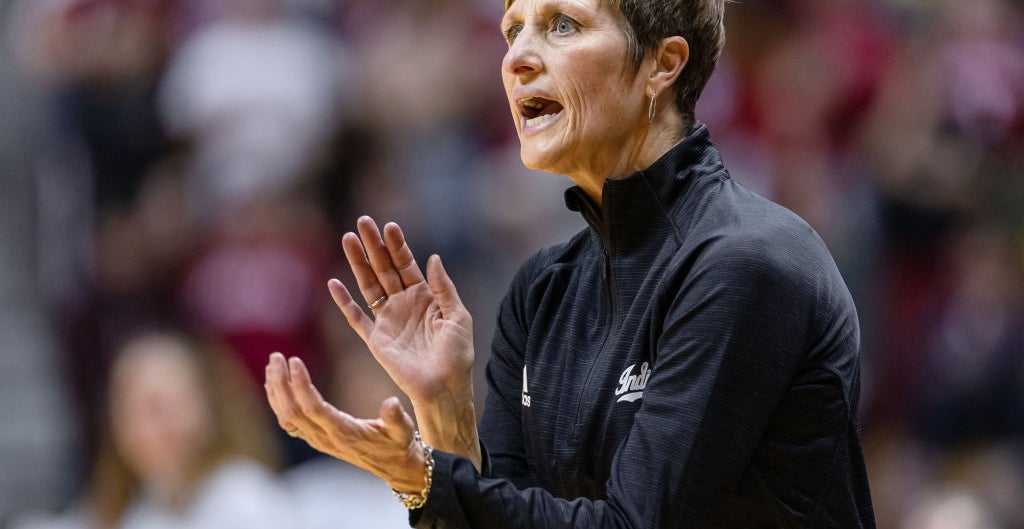 Women's college basketball highest-paid coaches: Kim Mulkey passes Geno ...