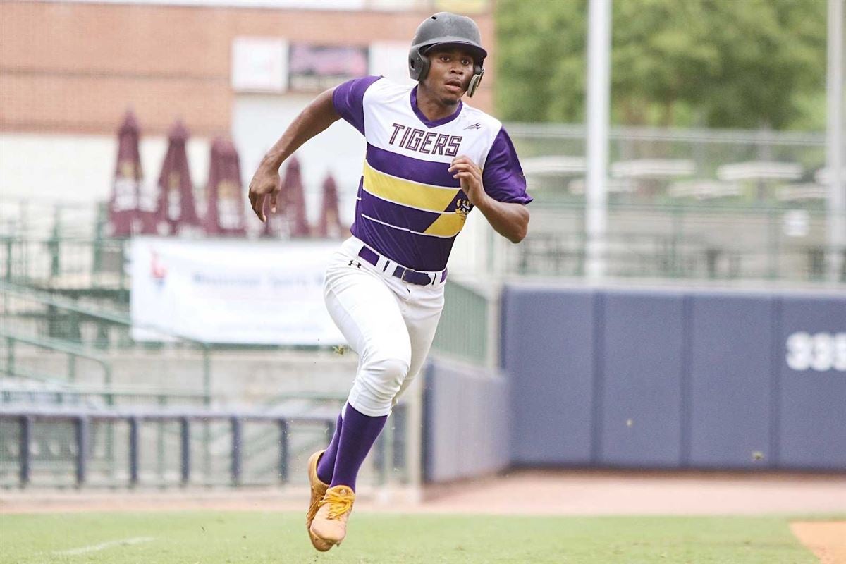 By the Numbers: A Look at Joe Gray's Contract Situation