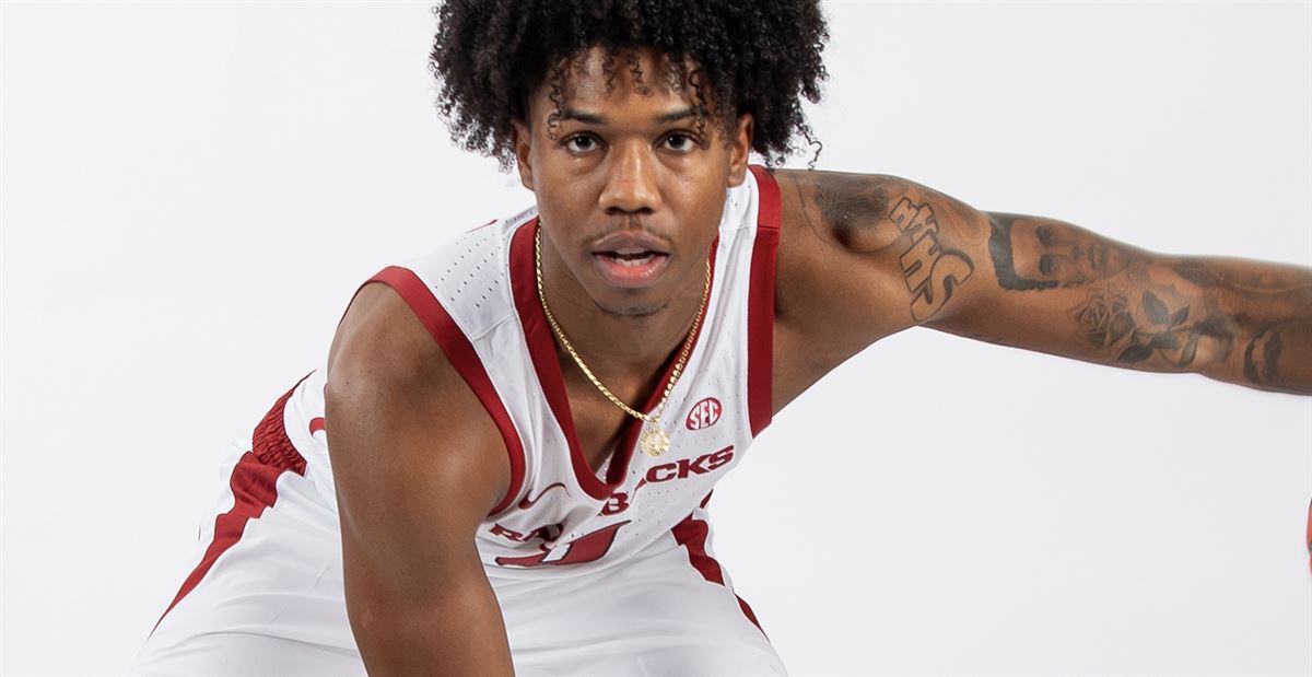 Khalif Battle provides scoring pop in Arkansas debut