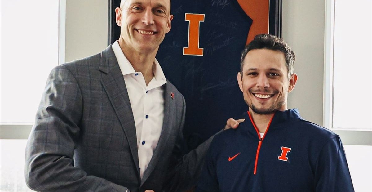 Mike Poeta promoted to Illini head wrestling coach