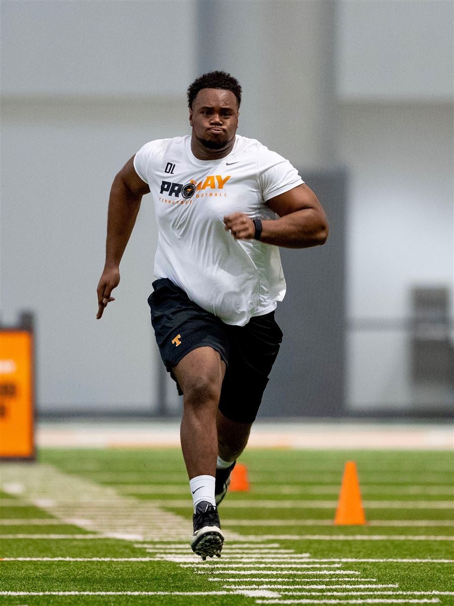 Tennessee C Brandon Kennedy: 2021 NFL Draft profile and rankings
